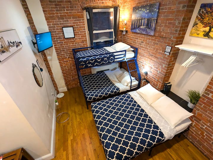 Charming Studio Close Empire State & 5th Ave #54 - West New York, NJ