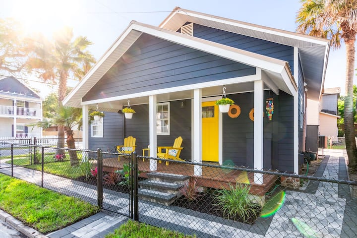 Short Beach Drive • Stroll To Town + Free Parking! - St. Augustine, FL