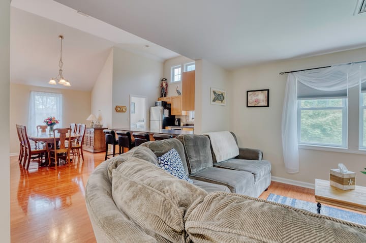 Luxury Cape Escape | Hyannis | Bikes & Kayak - Cape Codder Water Park, Hyannis