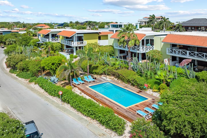 Ruim, Rustgevend Appartement Met Prachtig Zeezicht - Curaçao