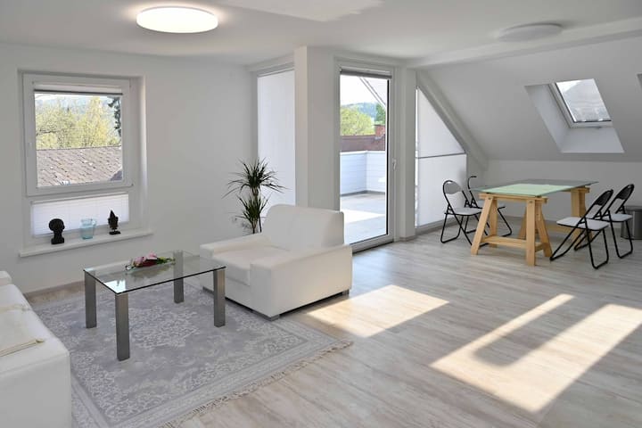 Pit Stop - Penthouse/mainsquare/free Parking - Leoben