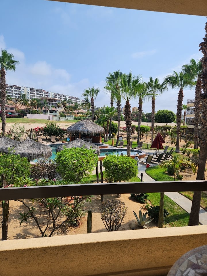 Beach, Eateries, Shops: 10 Min Walk. *New 2airbnb - San José del Cabo