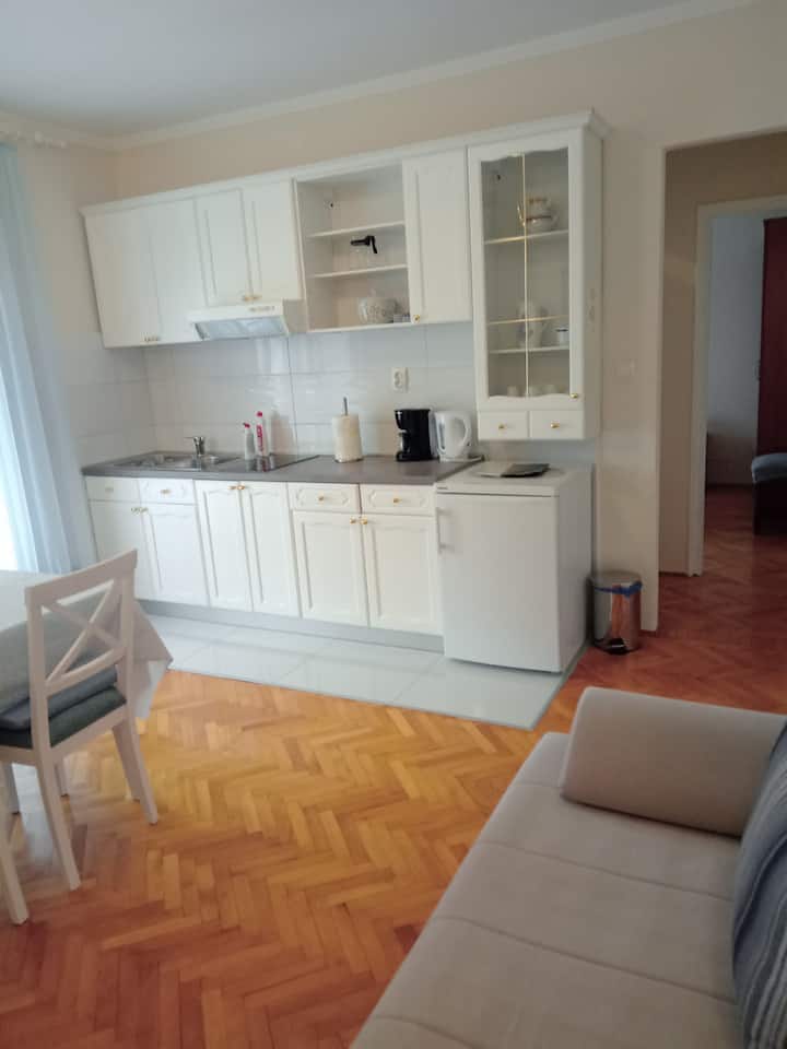 Apt.1 Center Novalja For 4 People - Pag