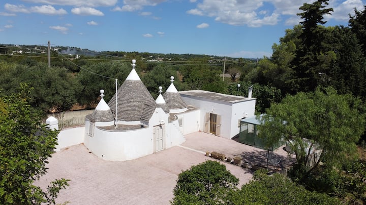 Séjour Inoubliable Dans Trullo D'époque+jacuzzi - Martina Franca