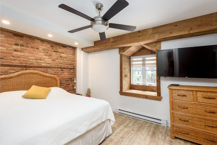 Rare! Studio Appart Privé-b&b-escale Des Voyageurs - Montréal