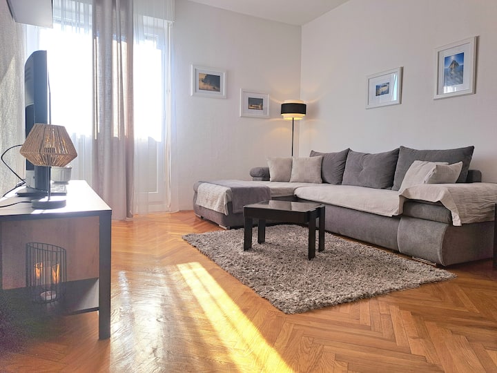 Kaja's Oasis-large Apartment In Split Center - Split
