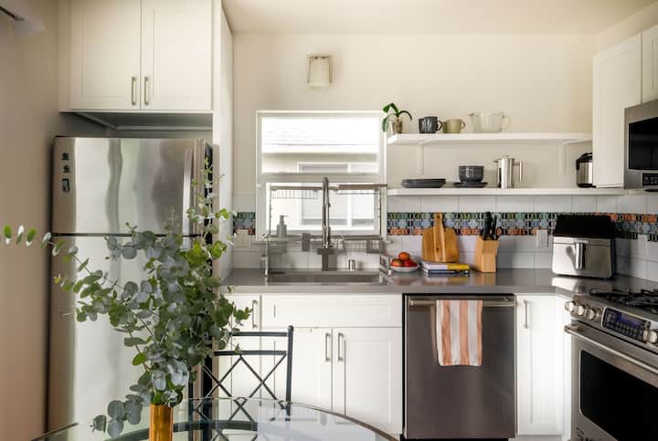 Berkeley Flat | Bright • Walk To Bart • 3 Bedroom - Berkeley, CA