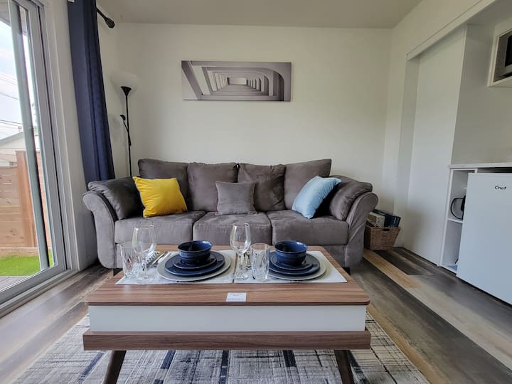 Entire Suite In Crestview - Winnipeg