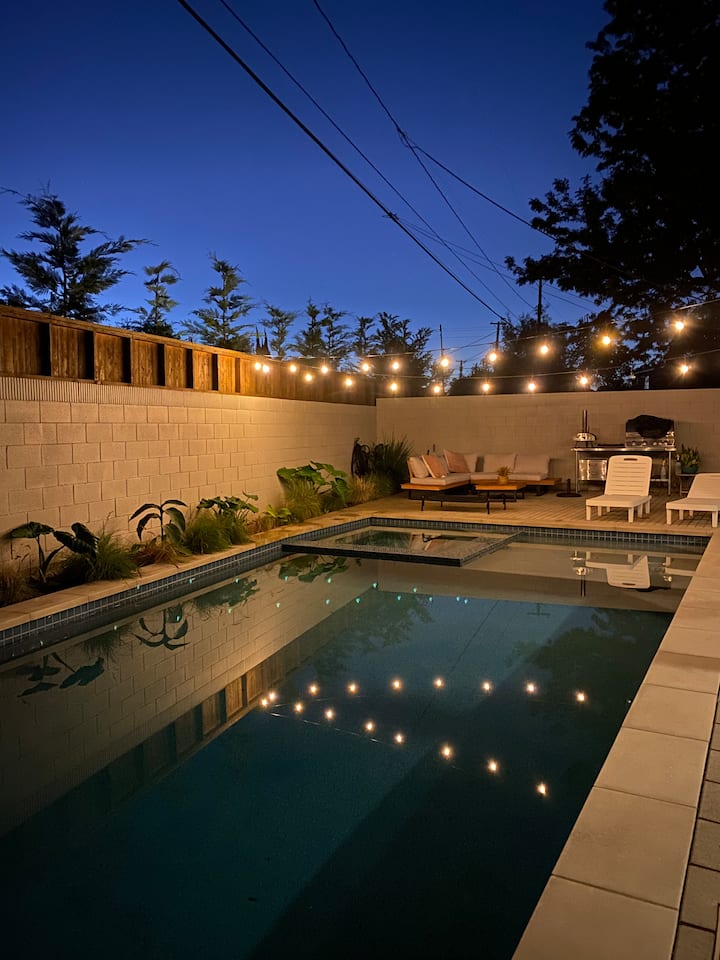 Pool House Close To Everything! - Long Beach, CA