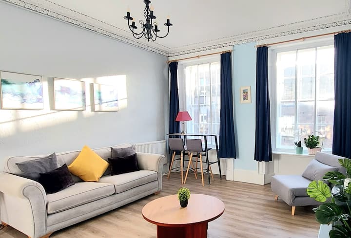 Cosy & Spacious Victorian Apartment@edinburgh City - Edinburgh