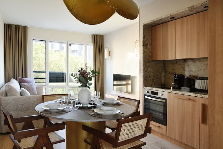 Cocon Familiale Pour Escapade Parisienne - Champs-Élysées - Paris