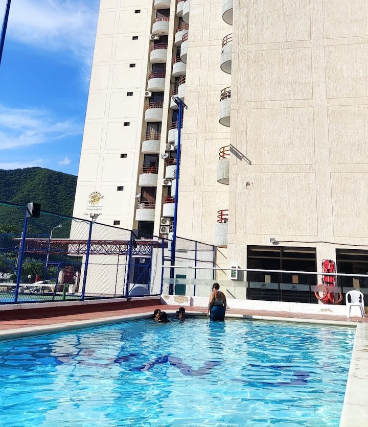 Condominium's Flat With A/c And Swimming Pool - Santa Marta, Colombia