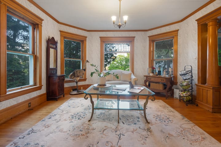 The Prospect House - Augusta - Sturgeon Bay, WI