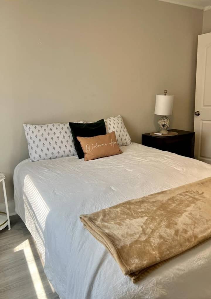 Weekly Discount Houston Stay-private Renovated - Houston, TX