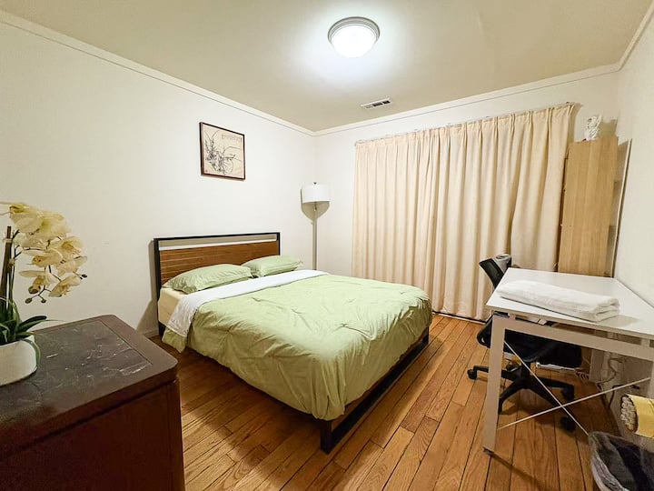 53 | Quiet Room W/ Backyard View Access Near Bart - San Leandro, CA