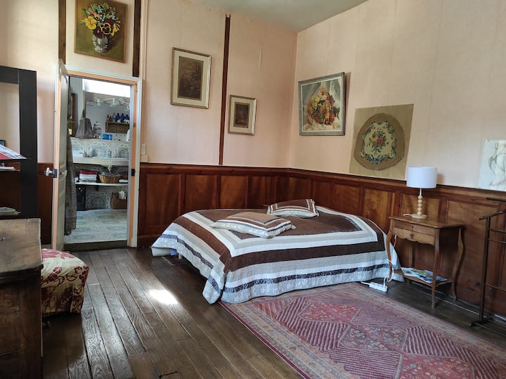 Chambre à Aubusson 23200 - Cuisine Partagée En + - Aubusson