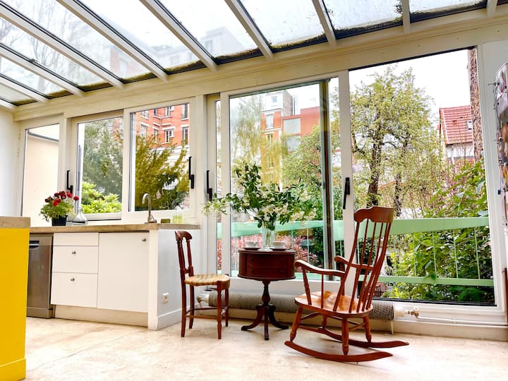 Maison De Ville Avec Jardin - Paris