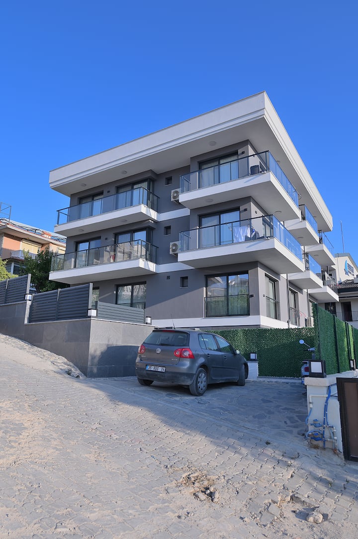 Calis Suites Cesme 1+1 Apartment In Center - Dalyan