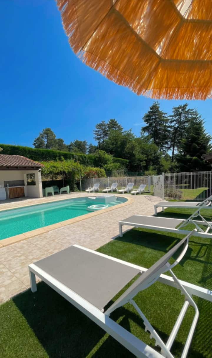 Gîte Chez Mamie Yvette
Propriété En Ardèche - 프랑스