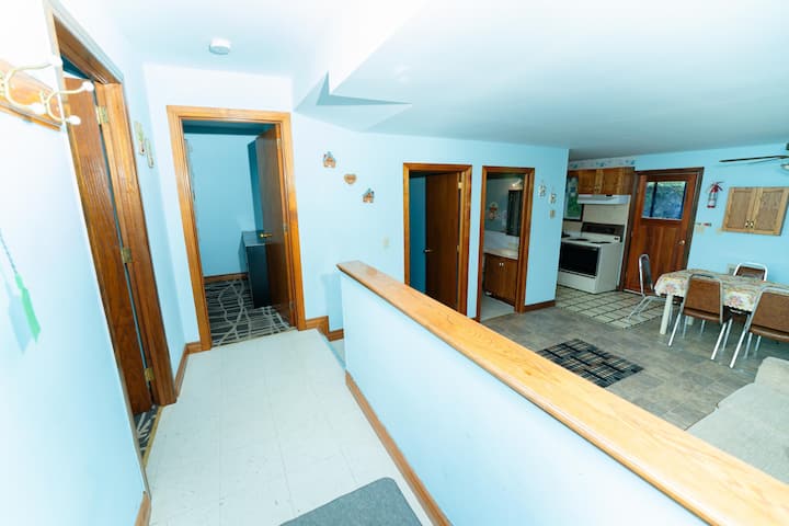 Cozy Waterfront Cottage - Campbellford