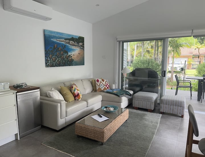 Bundeena Beach Bungalow - Bundeena