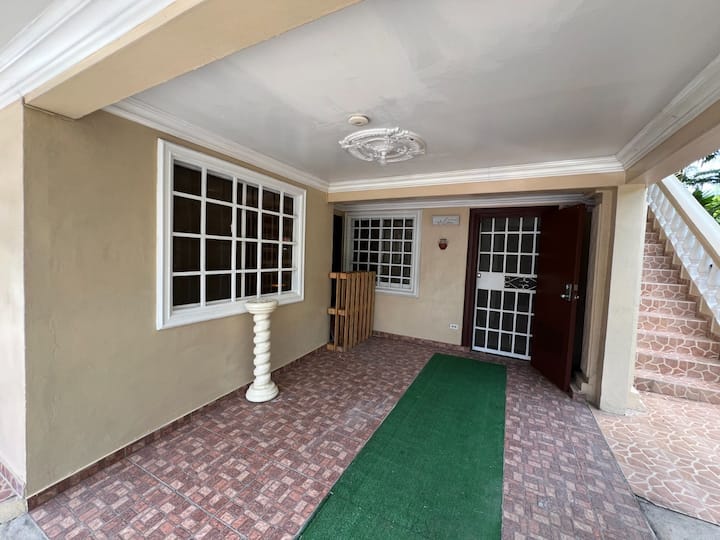 Hermoso Apartamento Independiente Y Comodo - Panamá