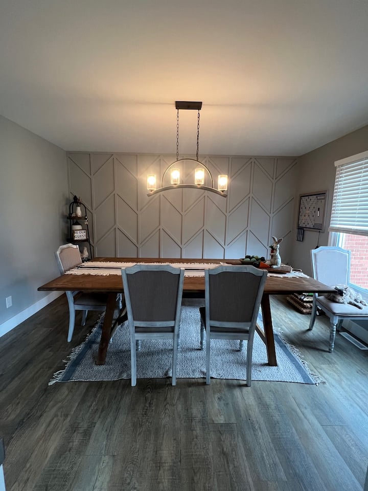 Room Available In Centrally Located Home - Room #2 - Columbus, IN