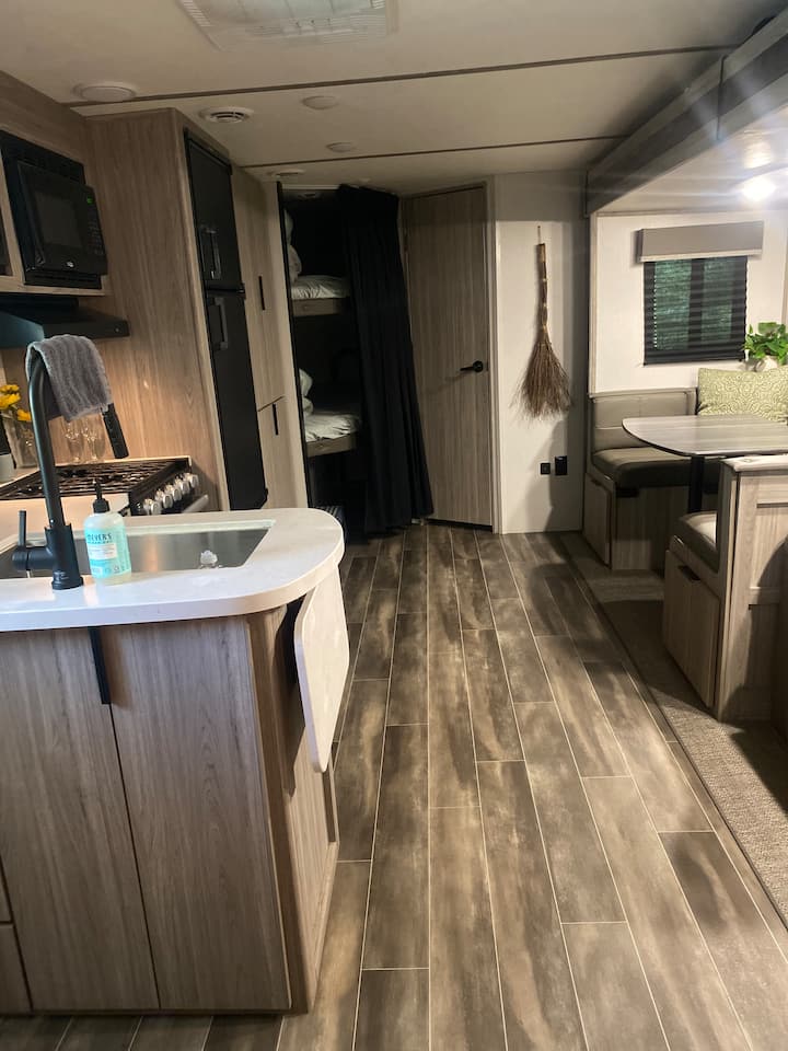 Kate’s Cozy Camper - Illinois