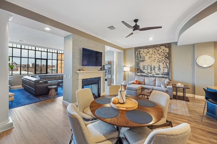 Designer's Sprawling Penthouse. 2br, 2.5 Ba Ph - Syracuse University, Syracuse