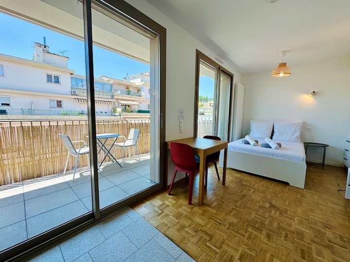 Grande Terrasse Avec Vue - Charmant & Lumineux - Nizza