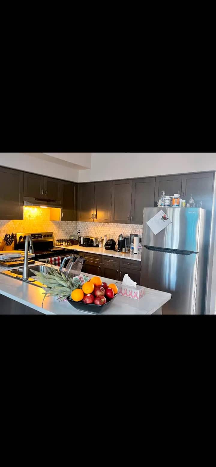 Luxury Townhouse - Burlington