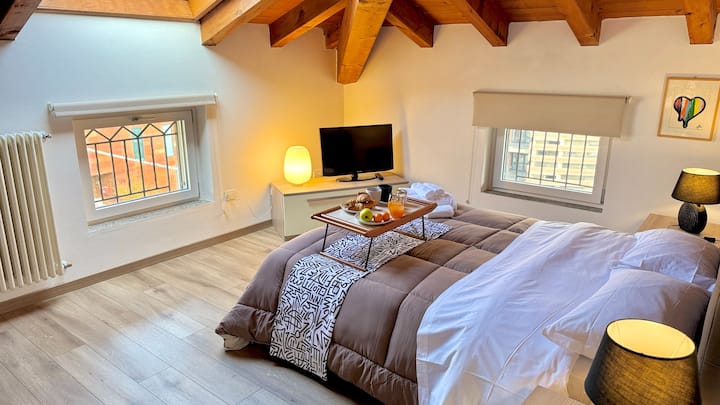Art Luxury Loft - Rainbow - Como, Italia