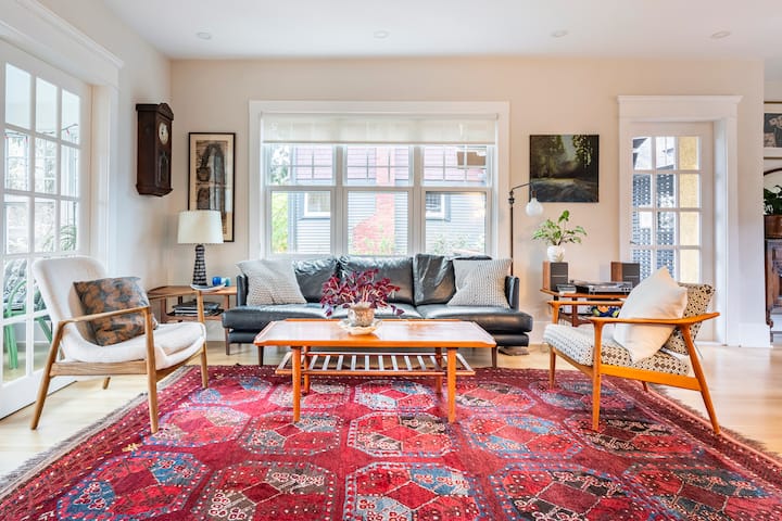 Stylish East Van Shared Home - Canada