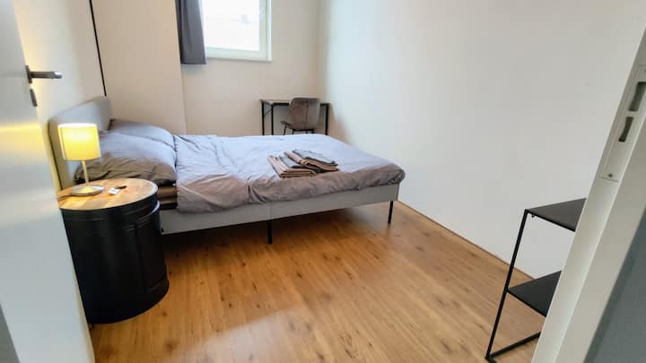 Room In Morden Apartment In Center - Best