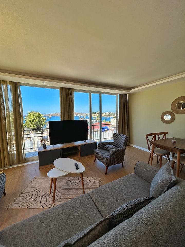 Deluxe Suite With Sea View & Terrace - Bodrum