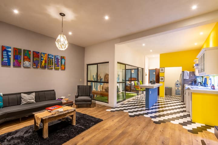 Casa Downtown With Terrace, Jacuzzi And Parking! - San Miguel de Allende