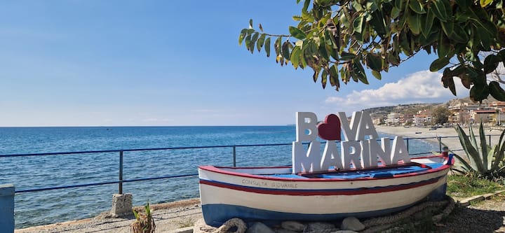 Civico 44 A 150 Metri Dal Mare Bova Marina Centro - Bova Marina