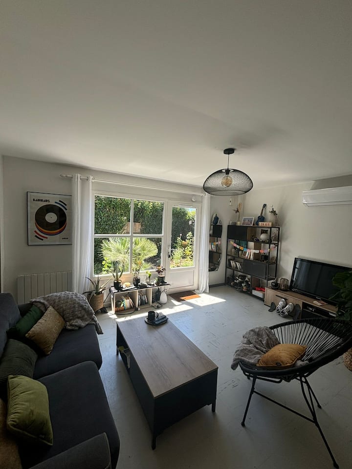 Maison Avec Piscine Résidentielle Et Golf Attenant - La Rochelle