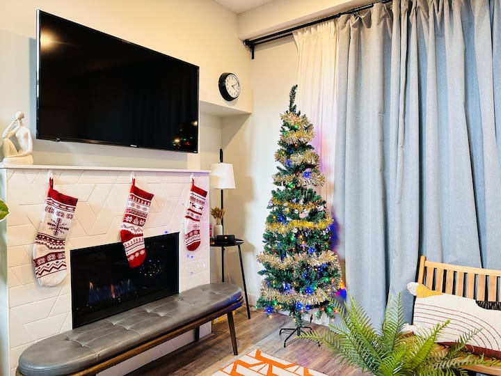 K202-hot Tub/pool, Tsn+, Amazing View, Parking - Alberta