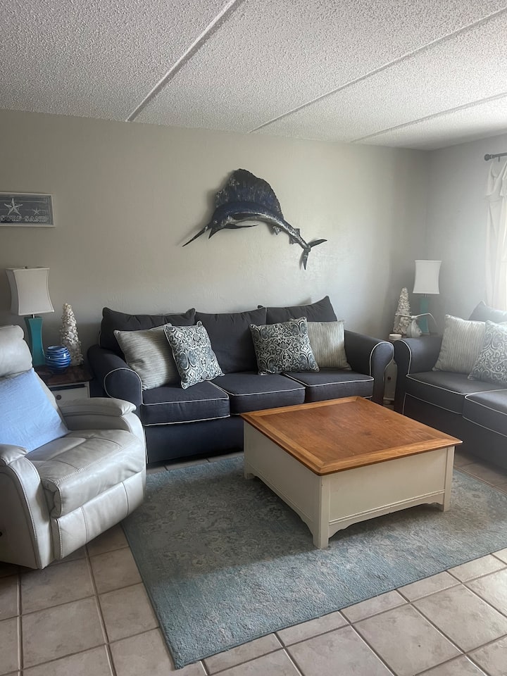 Salty Life-daytona Beach Shores: Rate Lower $99ntg - Port Orange