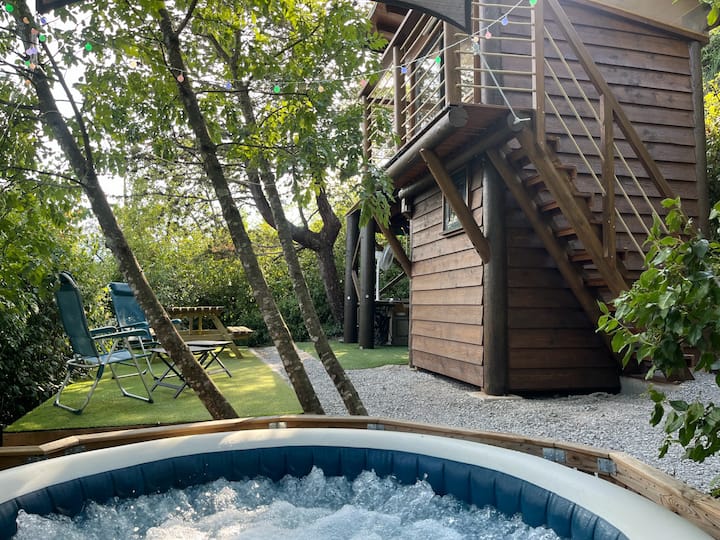 Les Lucioles : Cabane/chalet Avec Jacuzzi Privatif - Ardèche