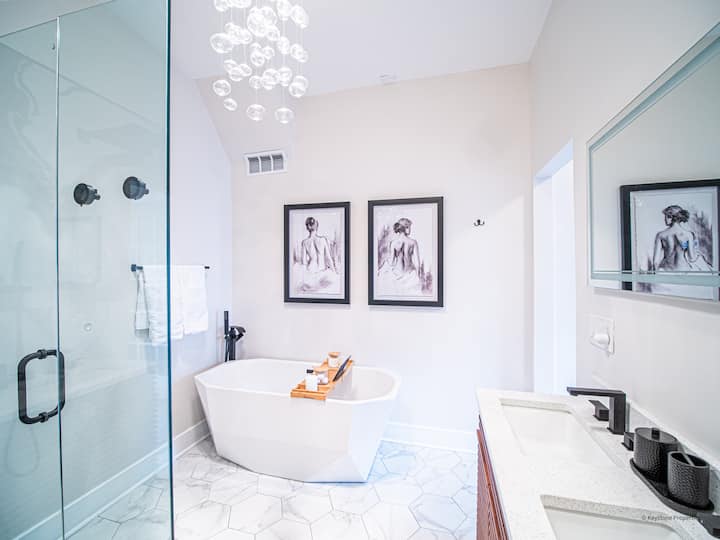 Artful Escape At Marietta Square - Marietta, GA