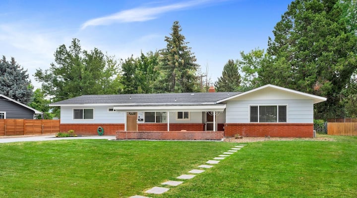 Charming And Quiet Location - Boise, ID