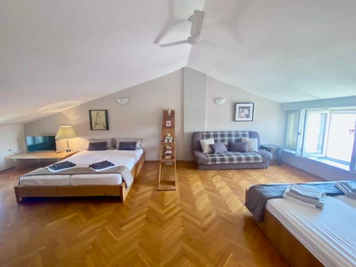 Top Floor Maisonette In Centre - Fažana