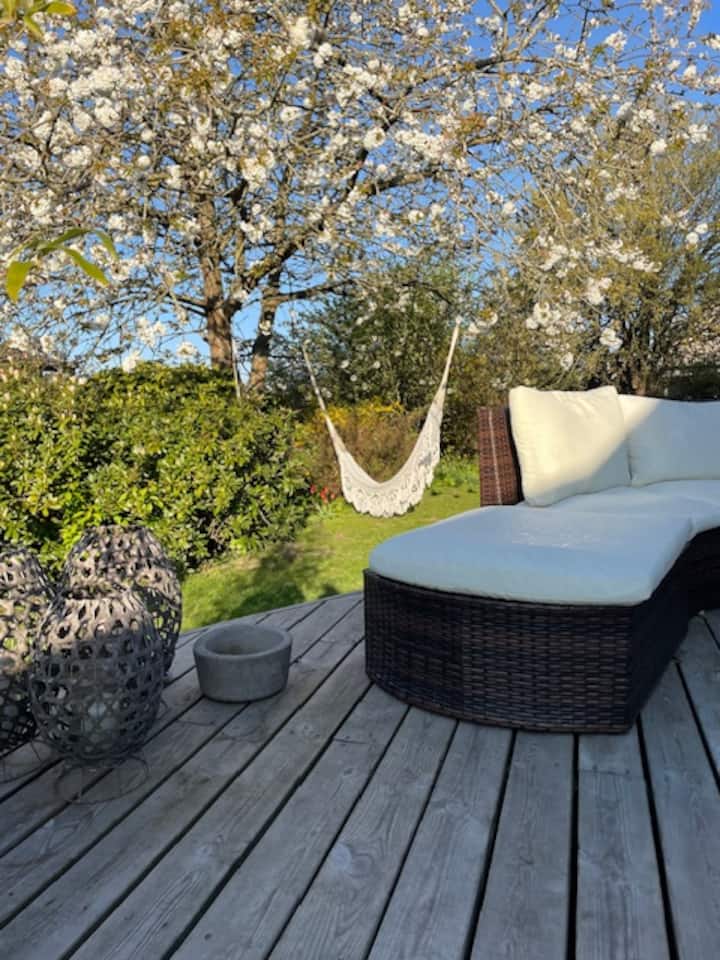 Charmerende Hus Og Have - Tæt På Centrum - Aarhus