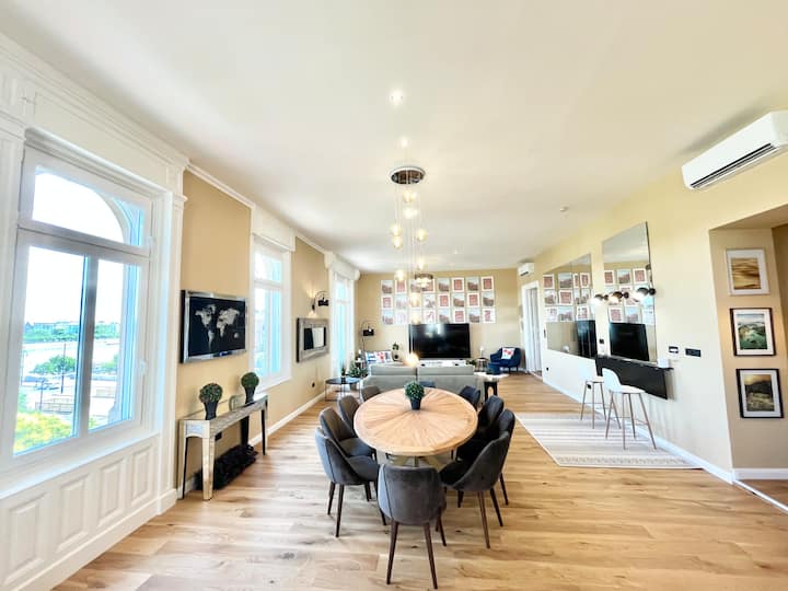 Rare 7br/6ba | Danube & Parliament View | Ac 20ppl - Ungarn