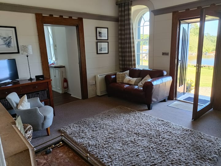 Loch Lomond Island The Lodge - Balloch