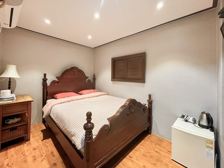 Dongdaemun,private Bathroom/room / 영 - Seoul