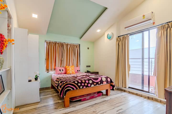 Pooja Villa - Suite Room With Private Jaccuzi - Igatpuri