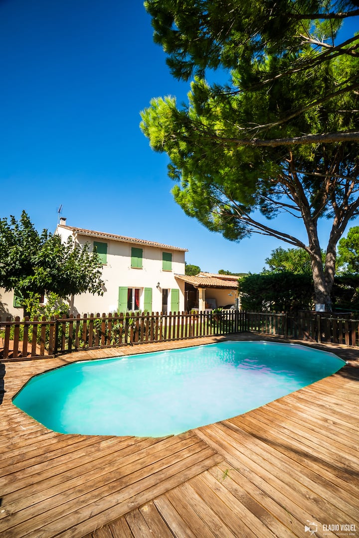 Chez Mimachat - Circuit de Lédenon